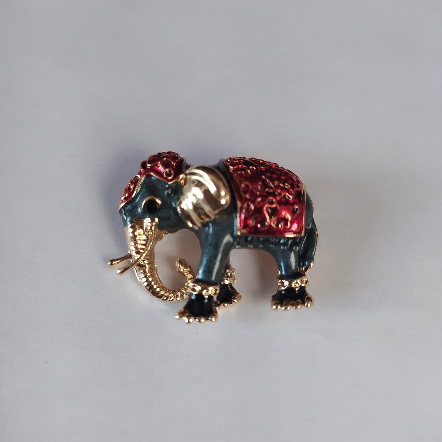 Брошь, эмаль