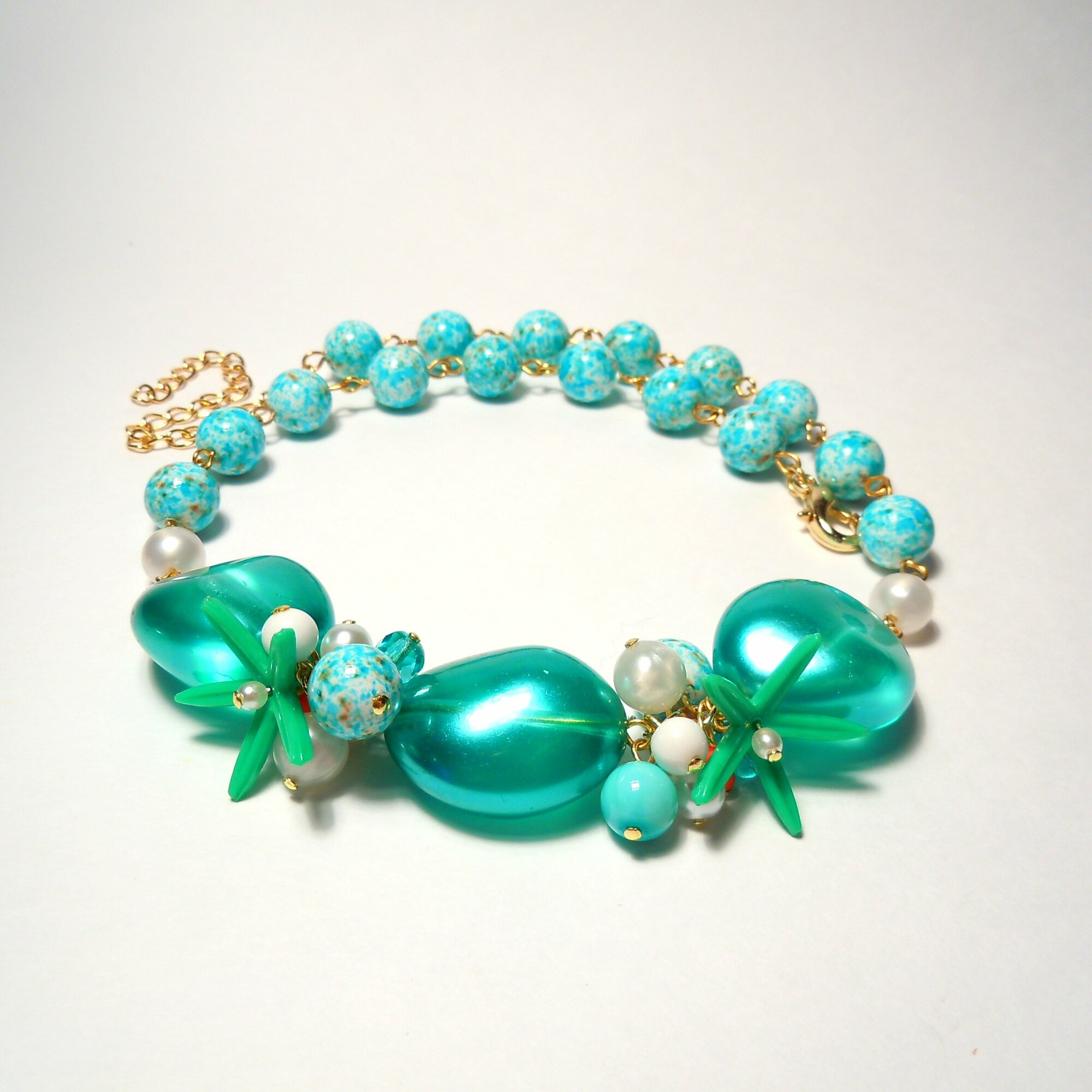 Колье, стекло