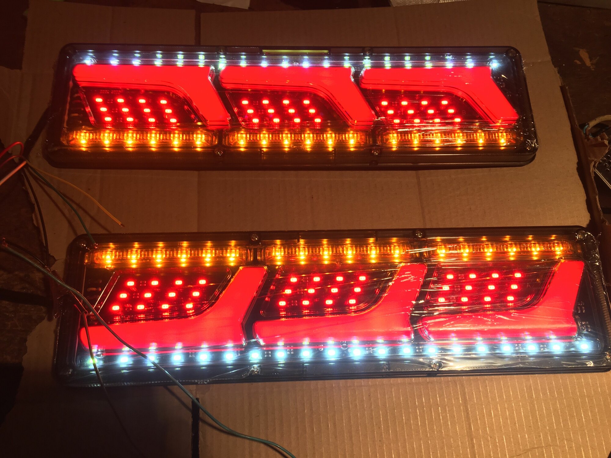 Фонарь на Газель Валдай КАМАЗ диодный 12/24Вт