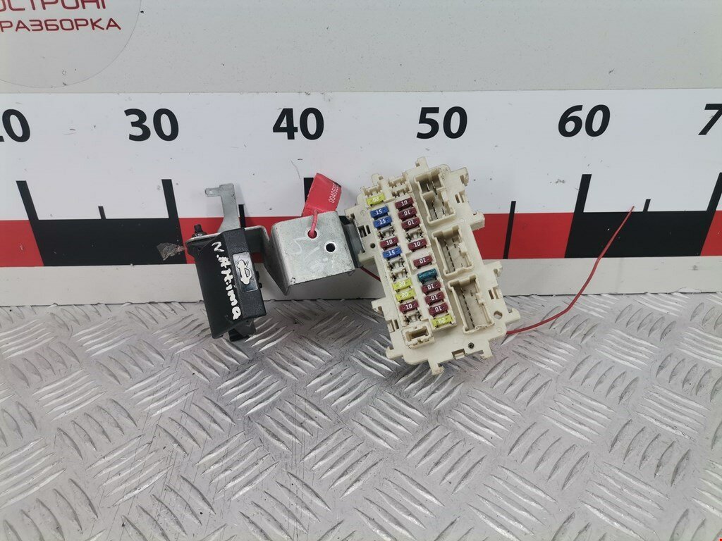 Блок предохранителей Nissan Altima (L32) 24350JA00A арт. 405229