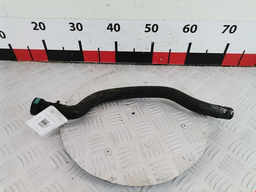 Патрубок охлаждения Mazda 2 DY DE886124XA арт. 1506427