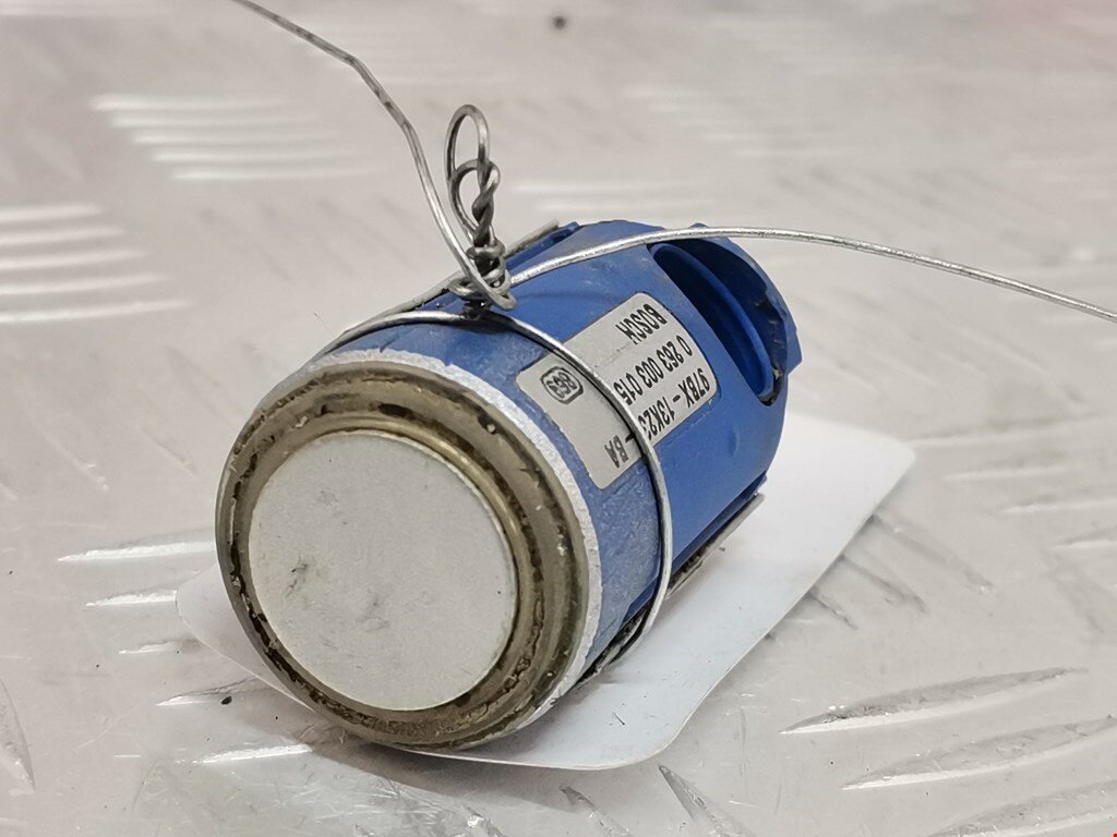 Парктроник (датчик парковки) Ford Cougar 97BX13K236BA арт. 1749350