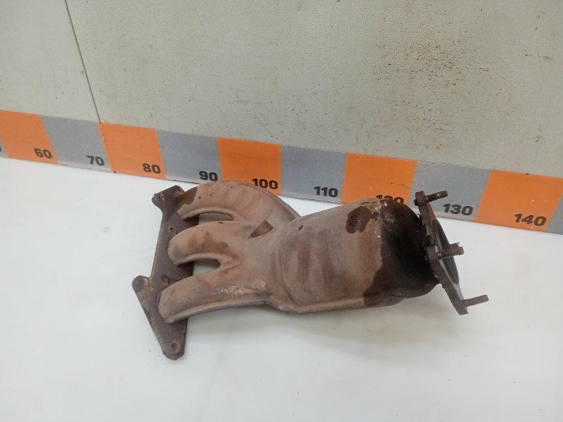 Б/У дефект, Вольво С80 Коллектор выпускной Volvo S80 2001 TS 270089 VOLVO арт. 9471627