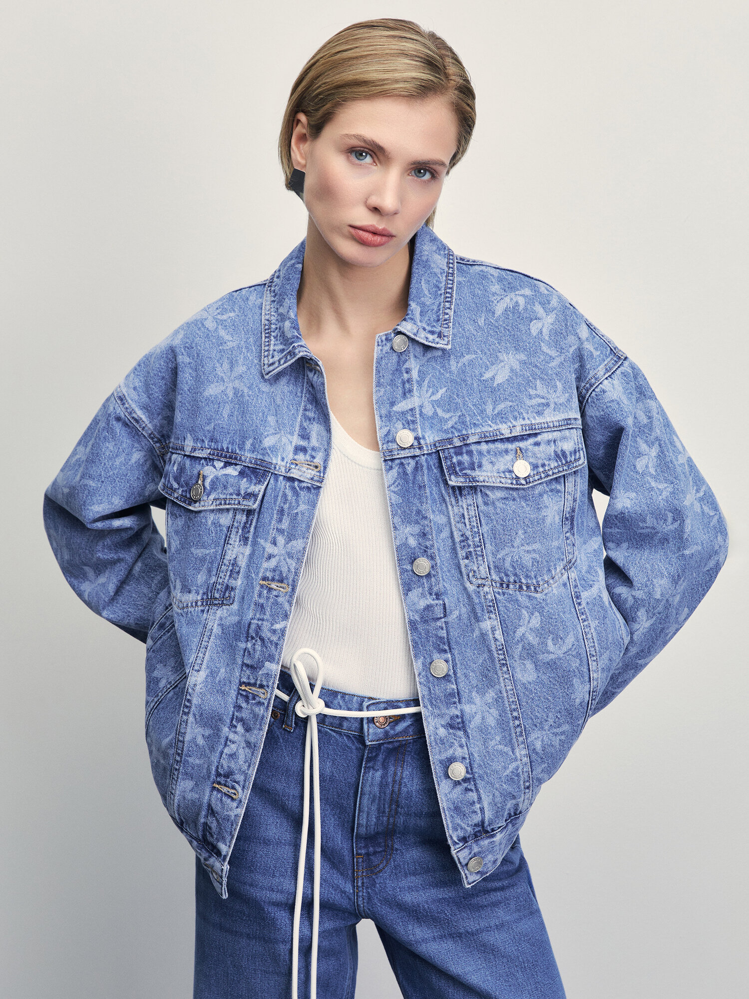 Куртка джинсовая Джинсовая