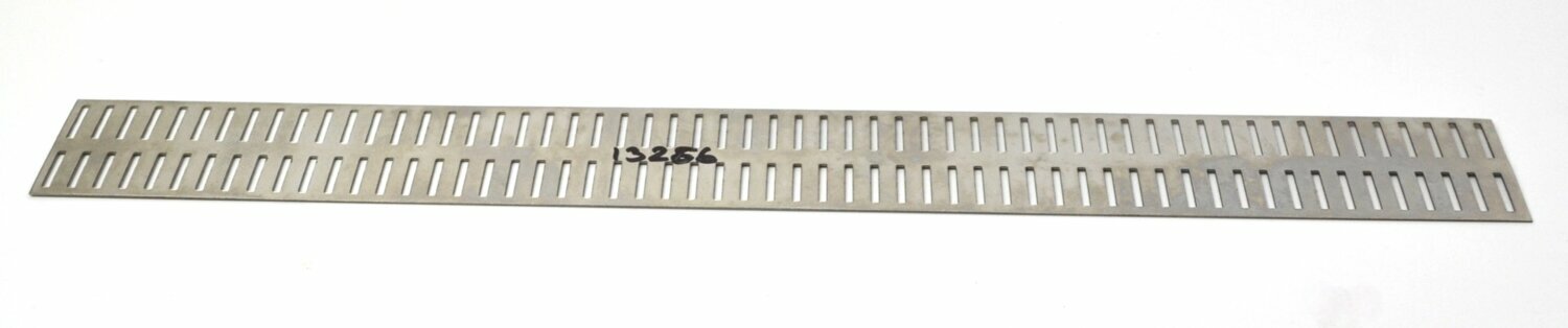 Фильтр-сетка Водолей насоса НВП-0,32 крепление скобочкой нержавеющая 296х34мм