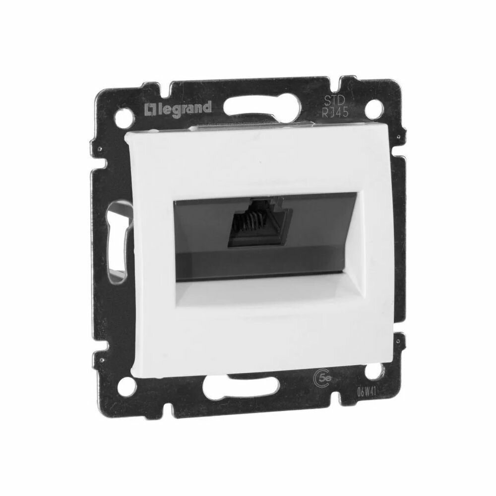 Компьютерная розетка Legrand, Valena белая RJ45 5 кат 774238