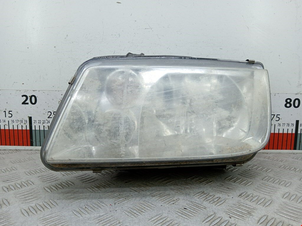 Фара левая Volkswagen Bora(Jetta) 1J5941017 арт. 2214567