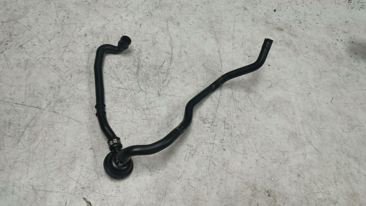 Маслоотделитель (сапун) Citroen Xantia (1992 - 1998) 3911170926