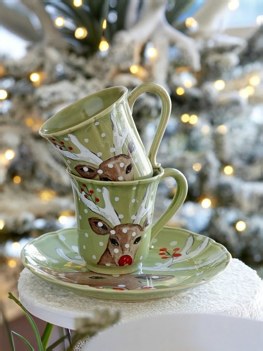 Кружка, чашка с ручкой зеленая, с рисунком "снег" Costa Nova "Deer Friends" 1 шт, 320 мл. Ударопрочная, профессиональная керамика. Для чая, кофе, капучино, латте. Португалия
