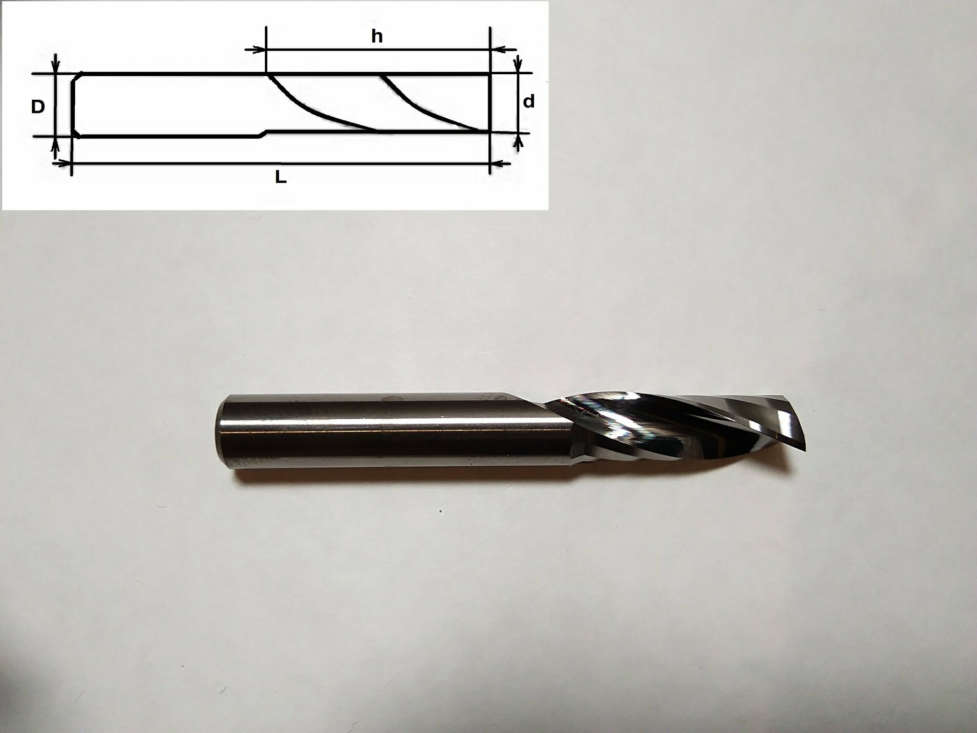 Фреза спиральная однозаходная по акрилу YKL 617, d-6.0/ h-17/ D-6/ L-50. A series для ЧПУ станка