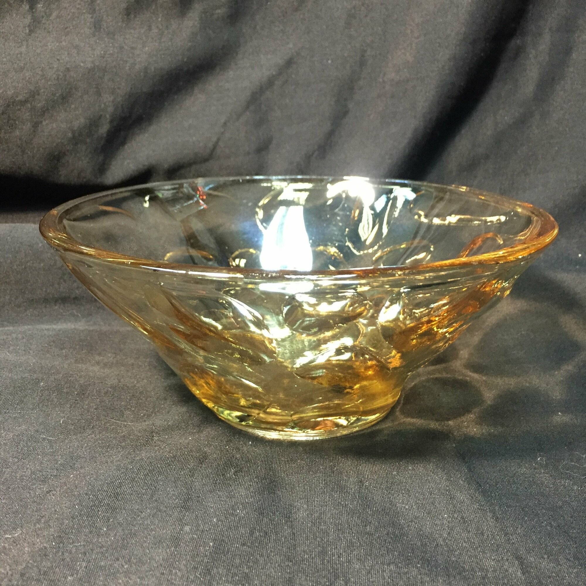 Стеклянный салатник с напылением