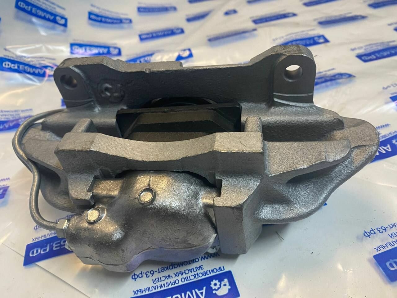 Тормозной суппорт, для ВАЗ 2101, правый, фиксированный, 2 поршня