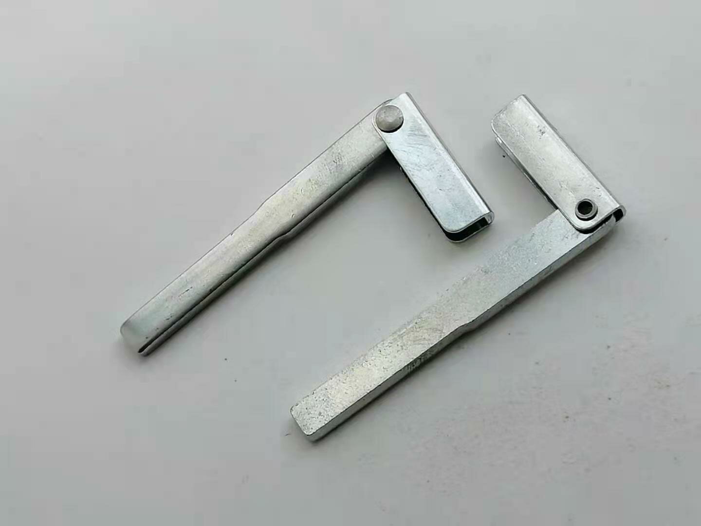 Вставка лезвие смарт ключа Land Rover HU101. 1 шт.