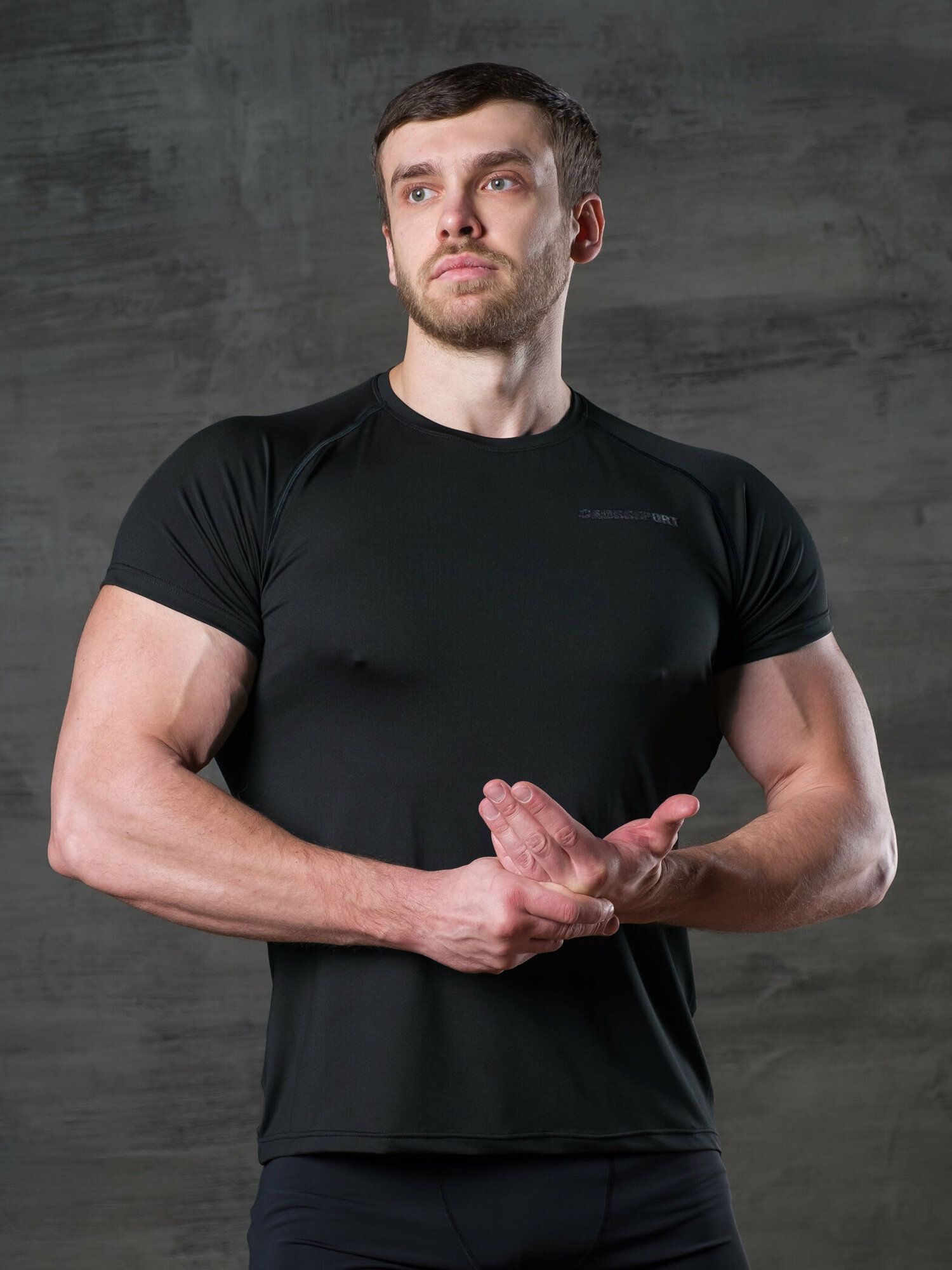 Футболка спортивная для фитнеса