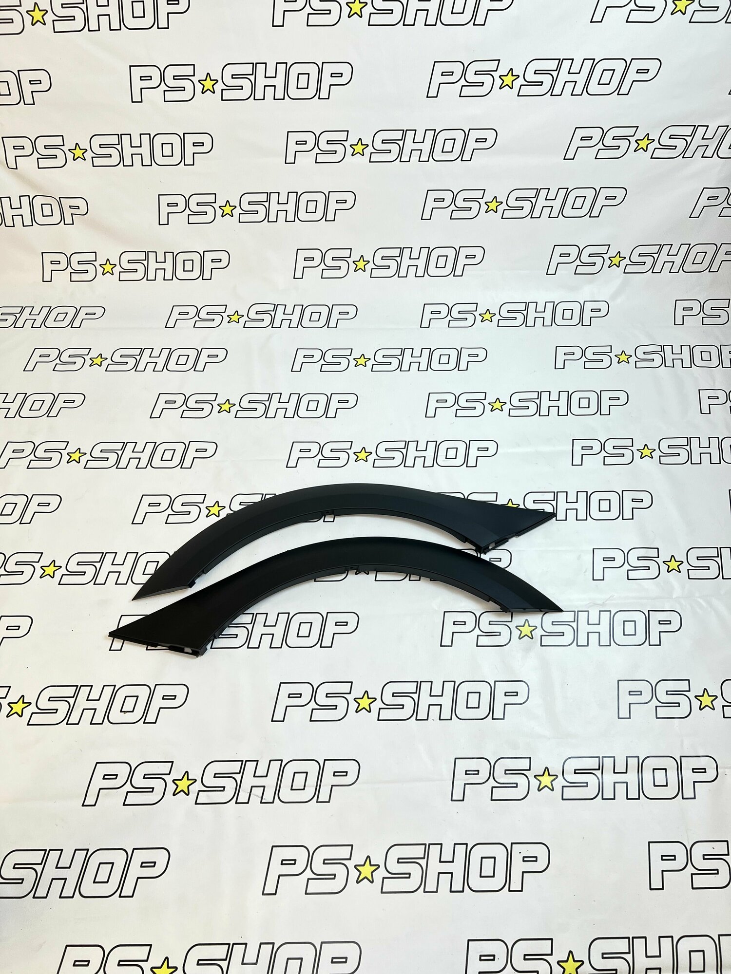 Накладки арки заднего колеса Vesta SW Cross левая+правая комплект 8450031021+8450031020