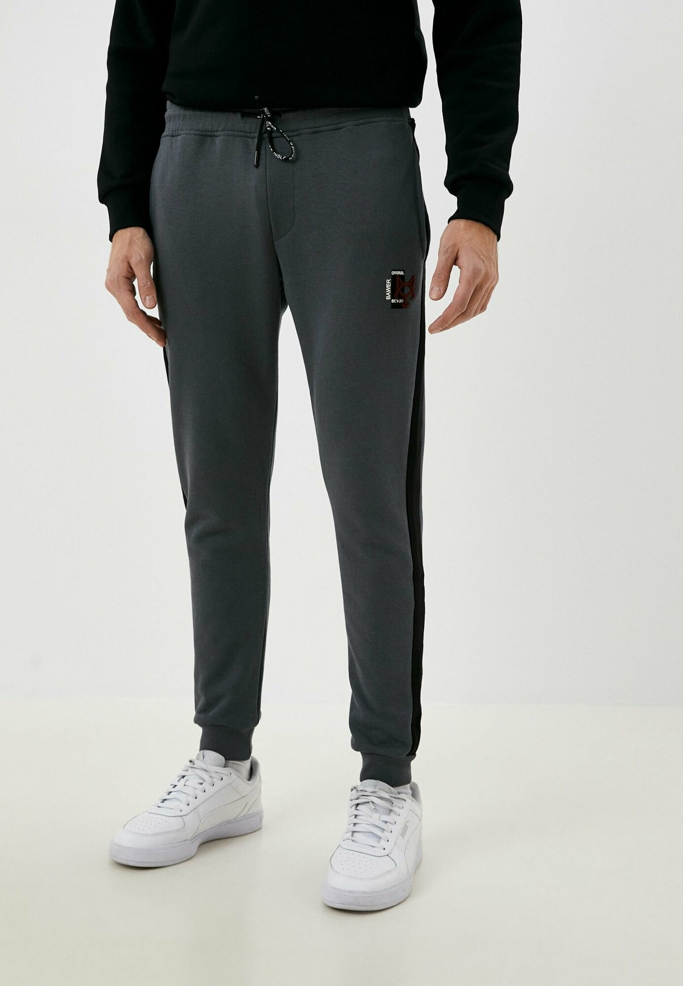 Брюки спортивные