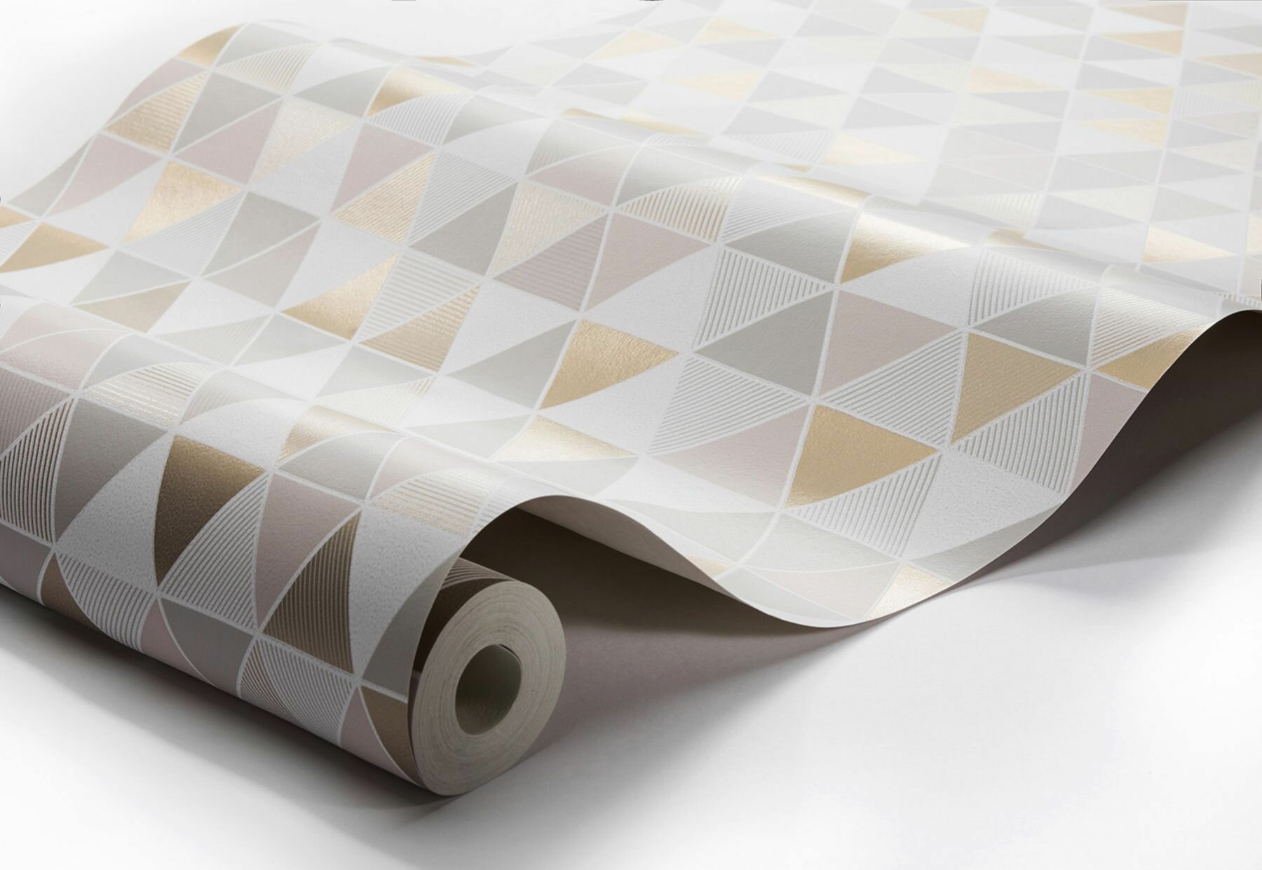 Геометрические обои "Triangular" арт. 8810 из каталога GRAPHIC WORLD от ECO WALLPAPER (Швеция)