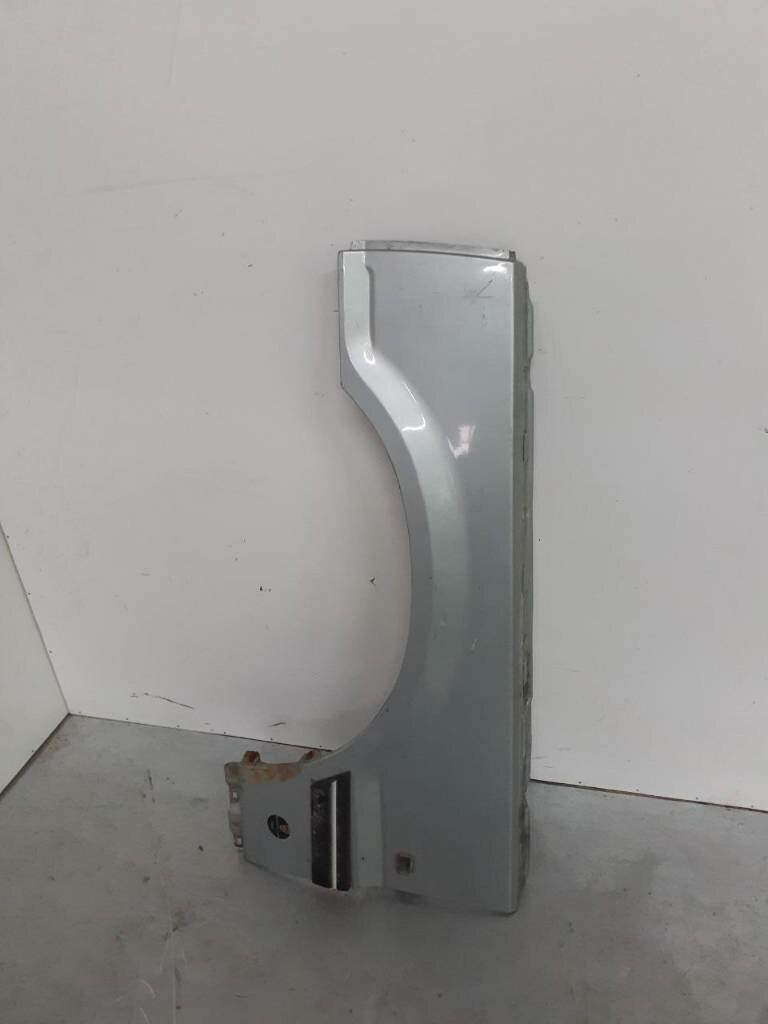 Крыло переднее левое Land Rover Range Rover 2 1998