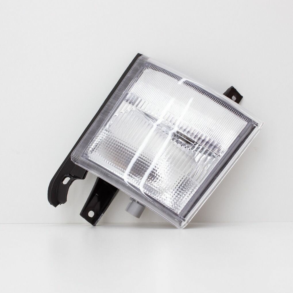 Габарит MMC FUSO 1994-2004 г белый 5 тонн, правый, ZEVS