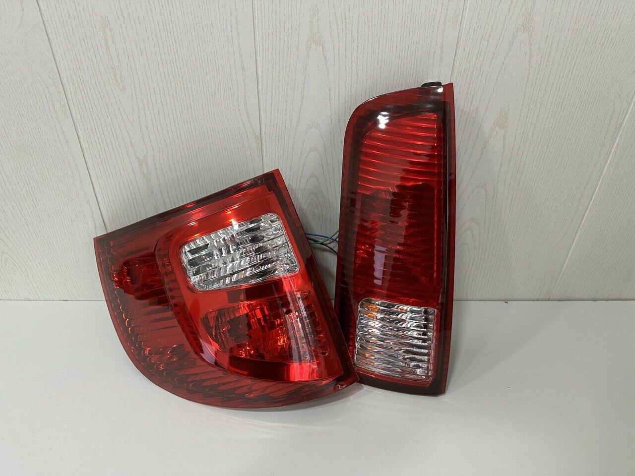 Фонарь задний верхний и нижний левый ховер H1 H2 H3 GREAT WALL HOVER H3 комплект на левую сторону