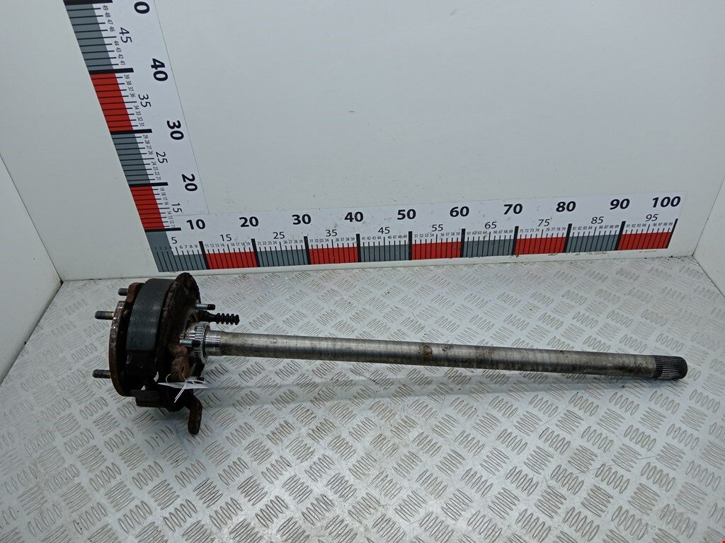 Полуось задняя правая (приводной вал шрус) Kia Sorento 1 (BL) 523513E100 арт. 1972578