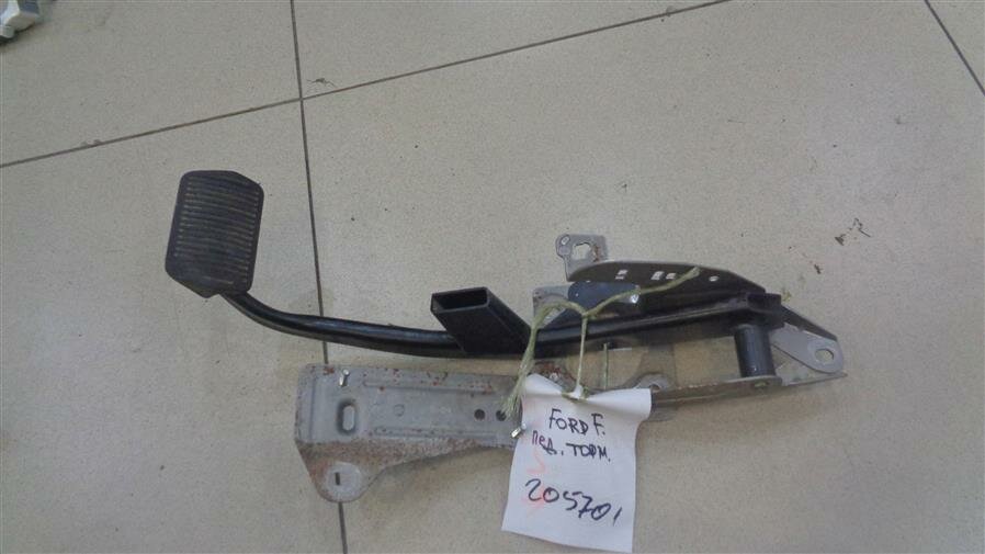 Педаль тормоза от Ford Focus 3 2011-2018