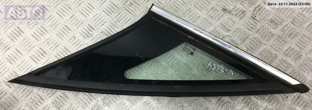 Стекло кузовное боковое заднее правое Opel Vectra C (2002-2008)