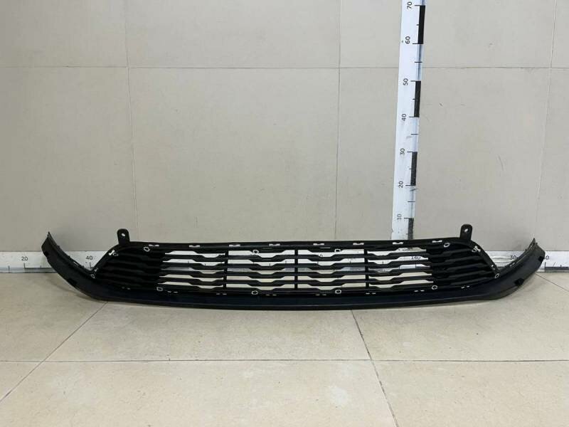 Решетка в бампер центральная Kia Rio 3 UB 2011-2017 кат.номер: 865614Y000