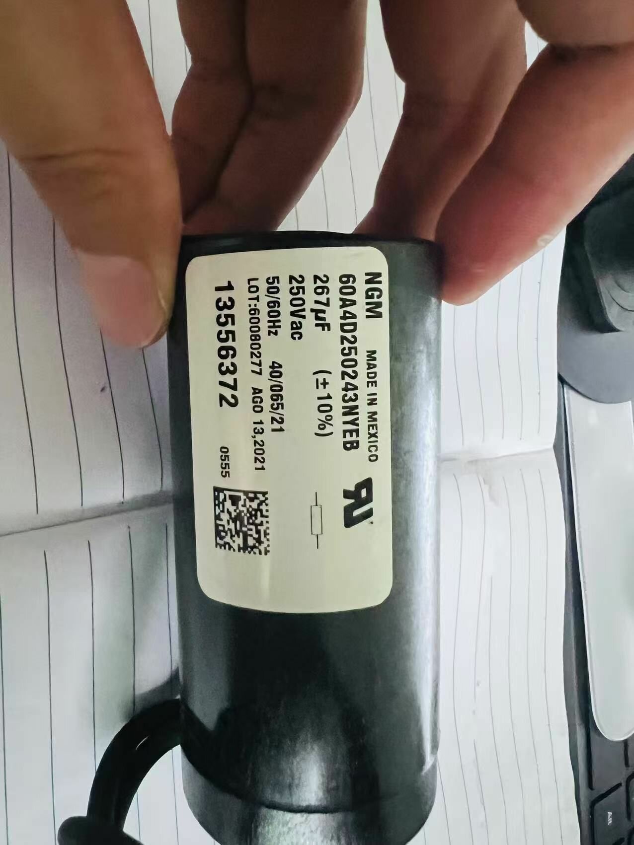 Конденсатор запуска NGM (Мексика) для холодильного компрессора 267 мкФ 250В - оригинальная запчасть для стабильной работы холодильника