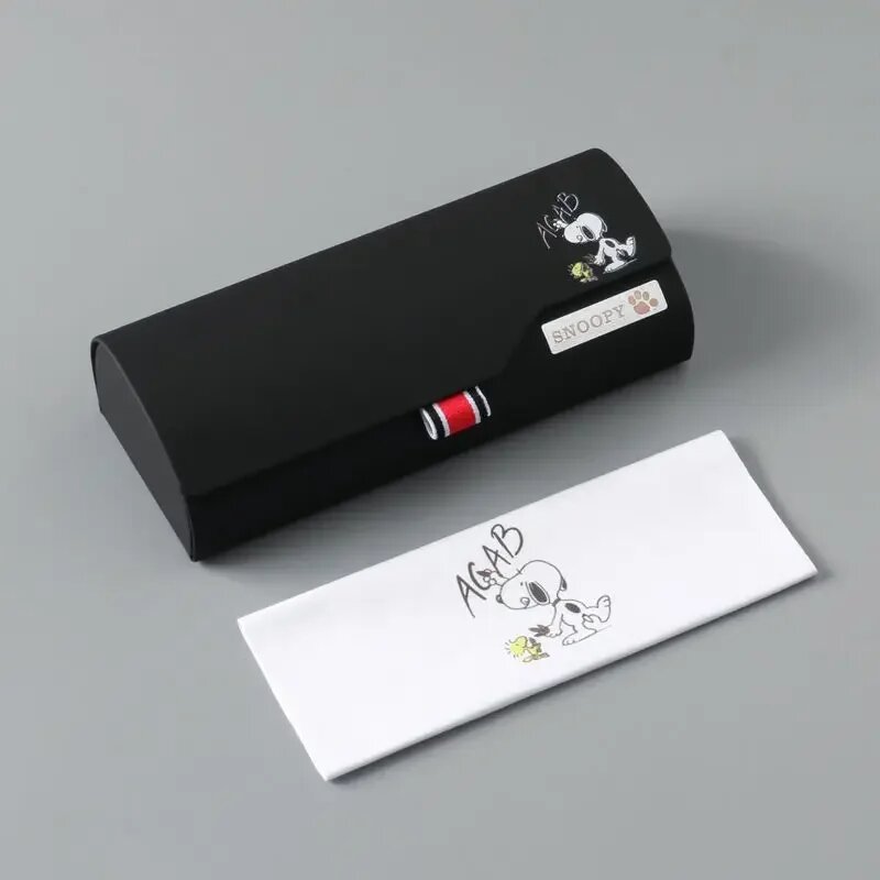Футляр для очков MINISO с Снупи