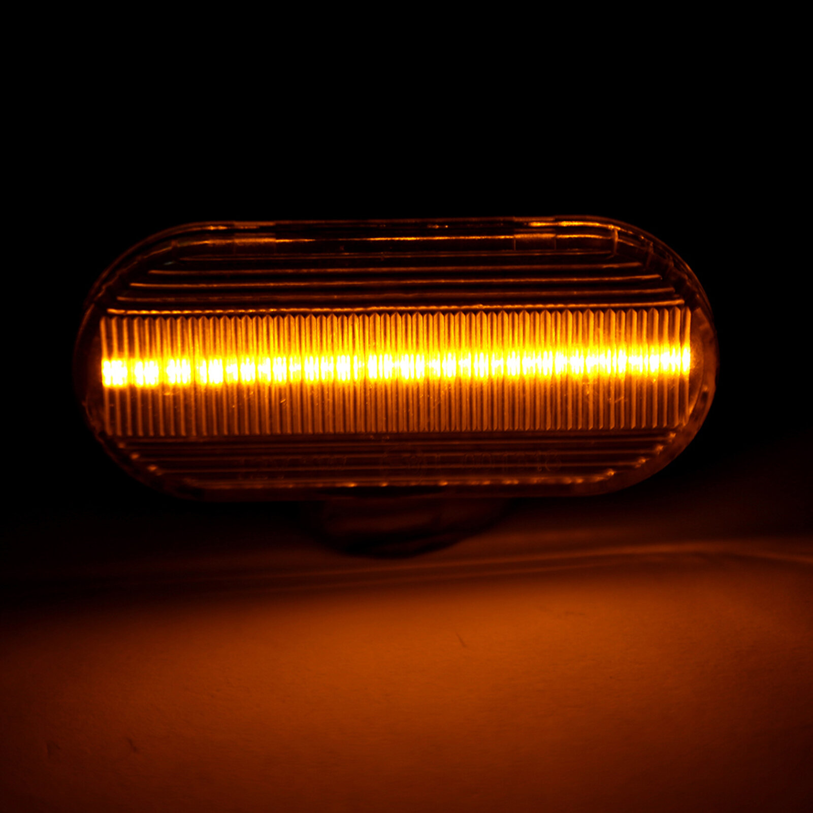 1 пара DC12V 18 светодиодов 3200K боковые габаритные огни последовательные мигающие огни подходят для Ford Focus MK2 2004.11-2007.03DC12V