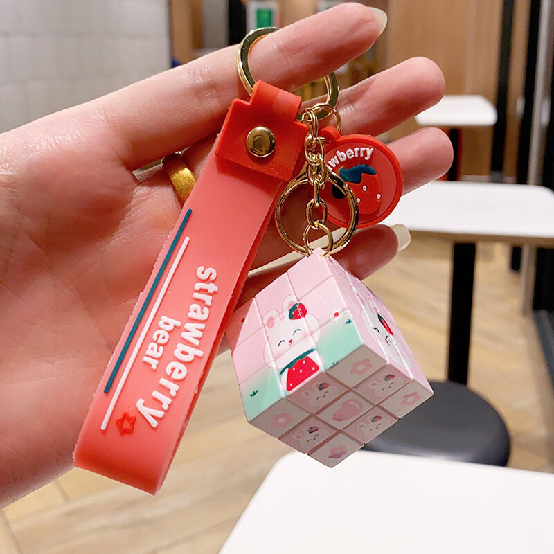 Плюшевый брелок в виде медвежонка Клубники, силиконовый брелок для сумки в виде кролика Клубники, цепочка-подвеска, кубик Рубика в виде медвежонка и кролика Клубники