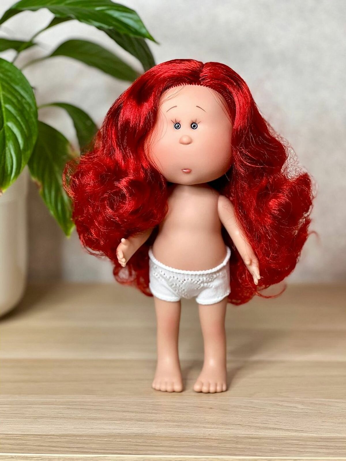 Кукла для девочки виниловая 30 см Мия без одежды (3000W26A2)