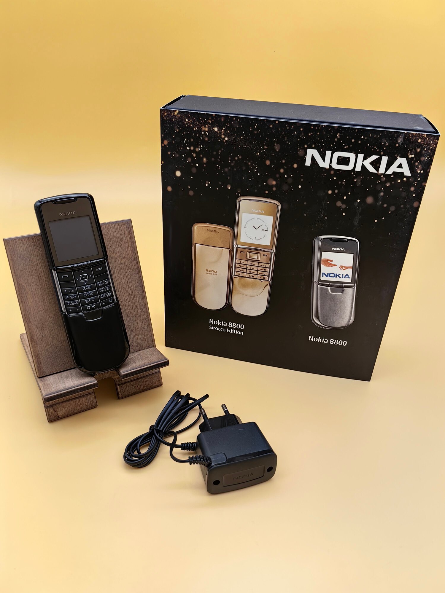 Мобильный кнопочный телефон слайдер Nokia 8800, Черный