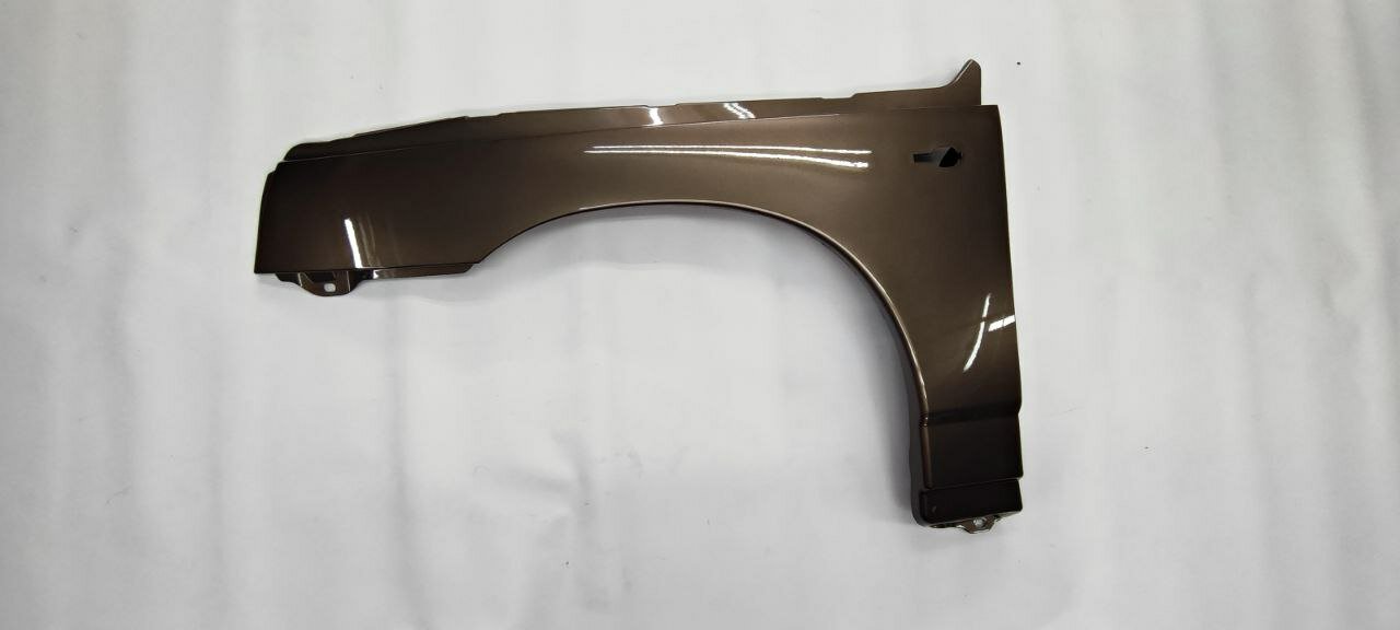 Крыло пластиковое левое 2110-2112 окрашенное в цвет "бронзовый ВЕК 262"