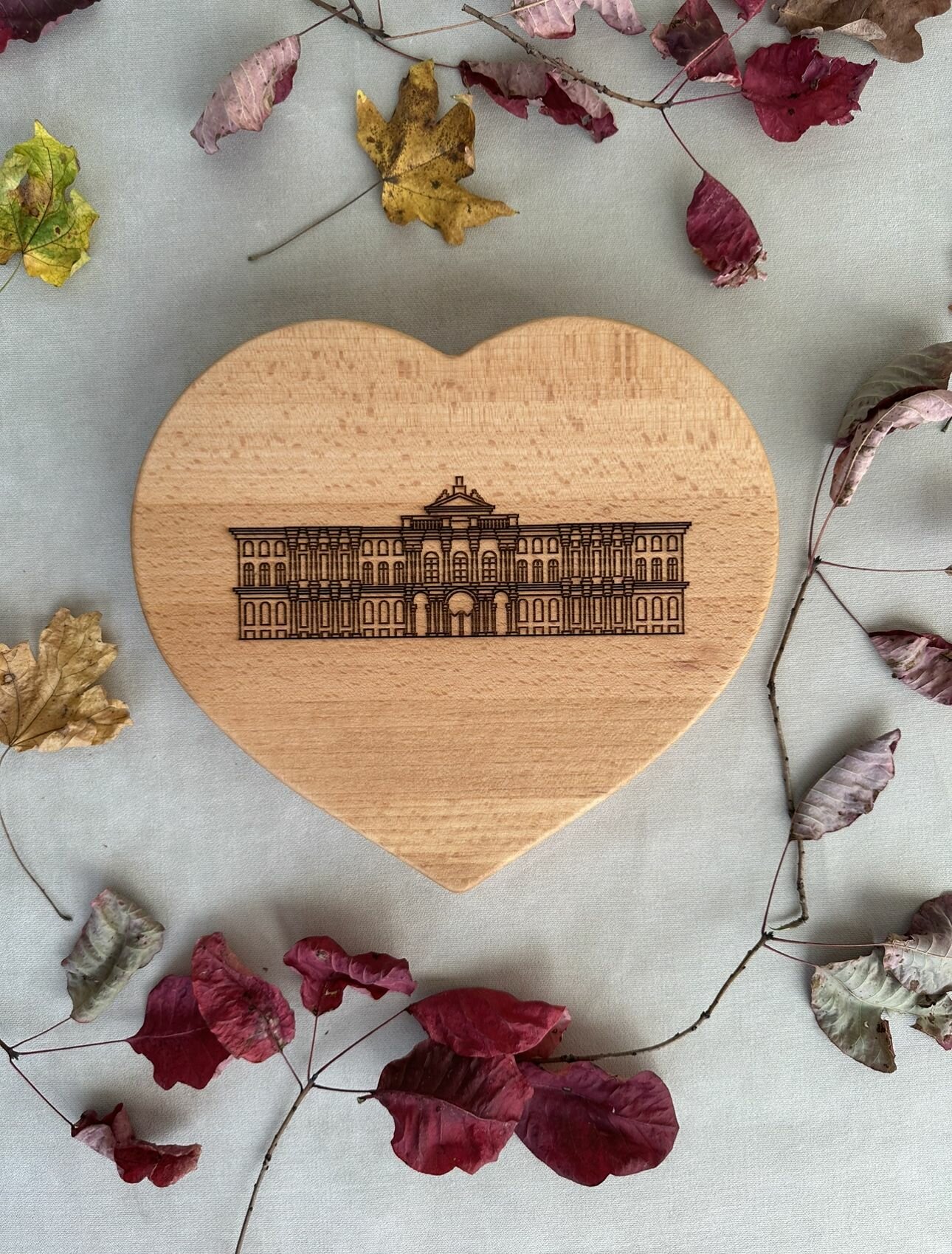 Менажница большая в форме сердца Зимний Дворец коллекция Санкт-Петербург