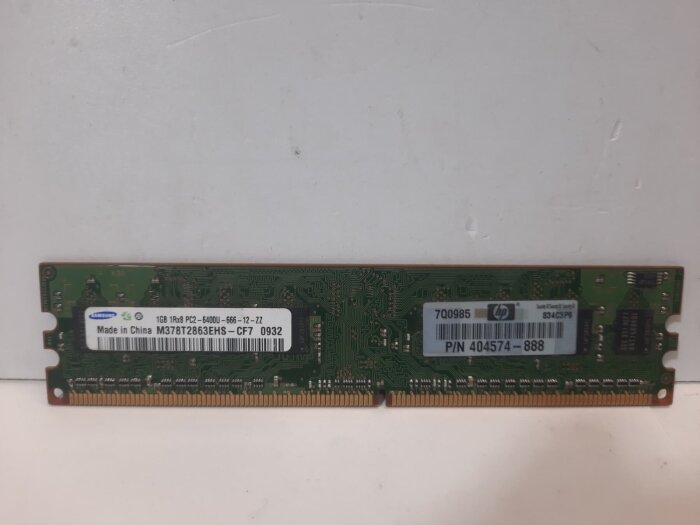 Оперативная память DDR2 1Gb PC2-6400 1R Samsung M378T2863EHS-CF7