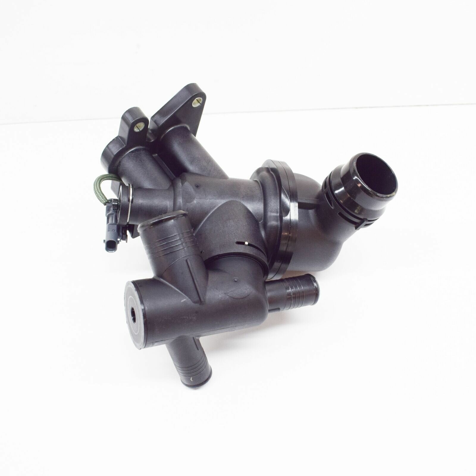 Корпус термостата в сборе Land Rover LR105974 оригинал