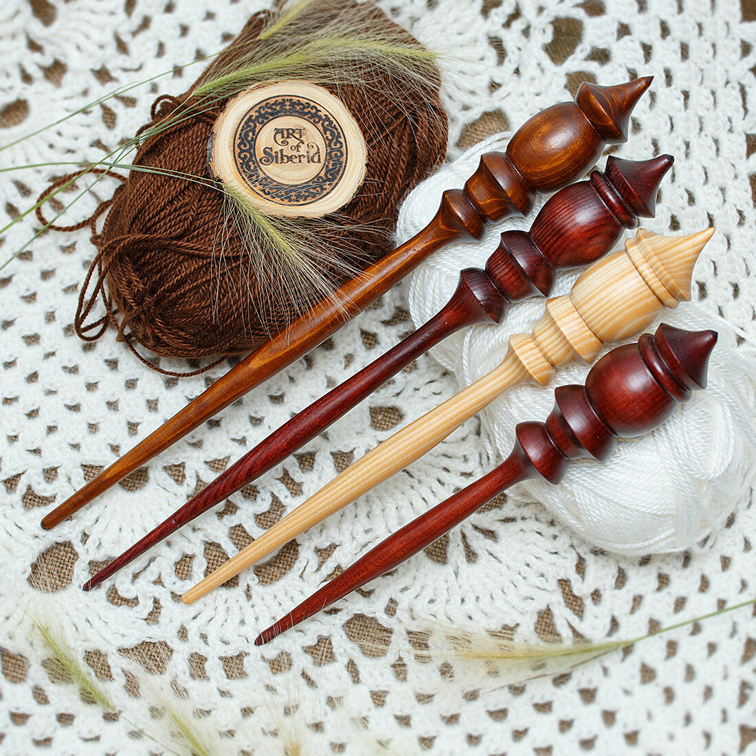 Набор деревянных опорных веретен для прядения из кедра 4 шт. Art of Siberia. BN1