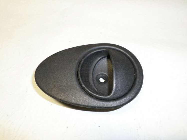 Ручка дверей правых внутренняя 96563306 96571979 Дэу Матиз Шевроле Спарк передняя и задняя -2