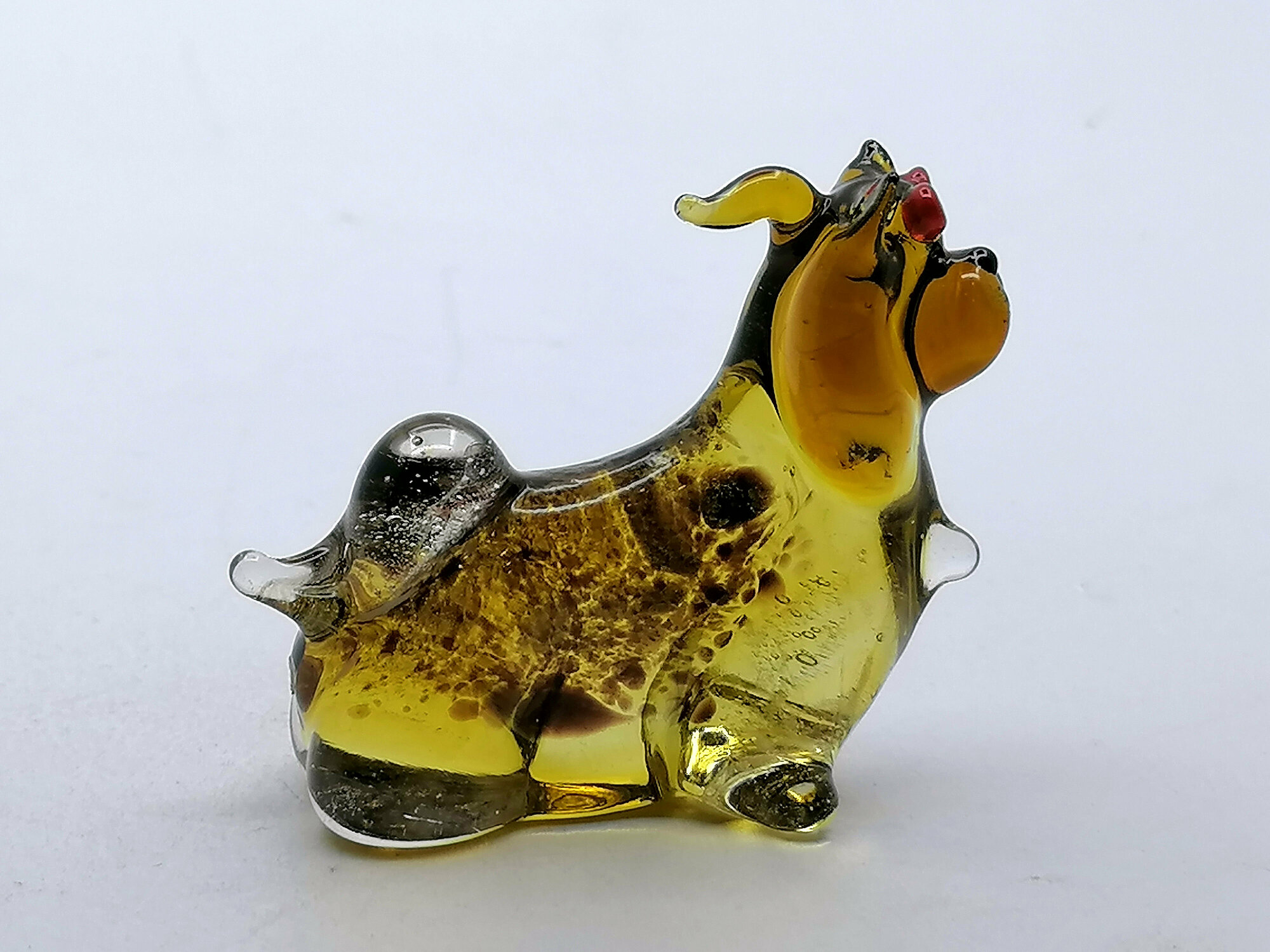 Фигурка из стекла "Собака"