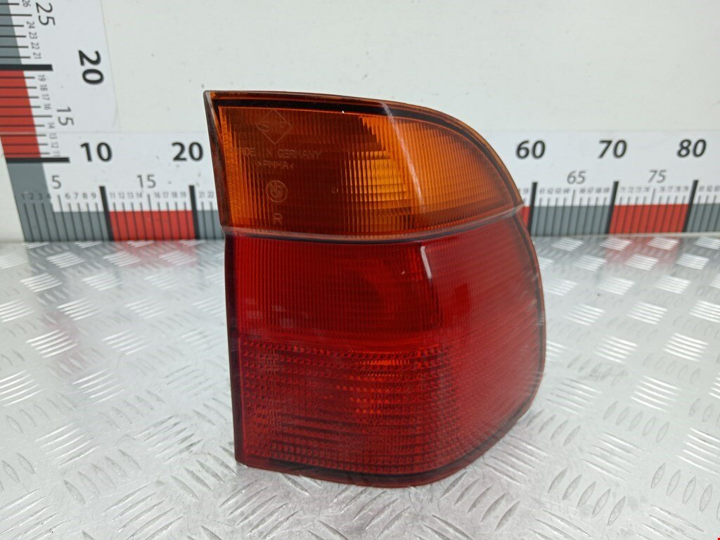 Фонарь задний правый BMW 5-Series (E39) 63218371328 арт. 1763184