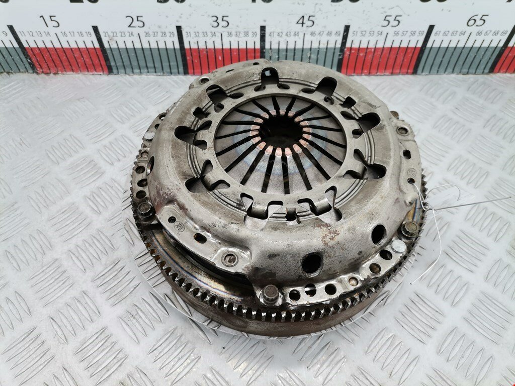 Маховик (демпфер сцепления) Volkswagen Lupo 045105269B арт. 1847348
