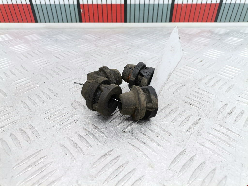 Кронштейн (крепление) радиатора Ford Fiesta 4 арт. 2025316