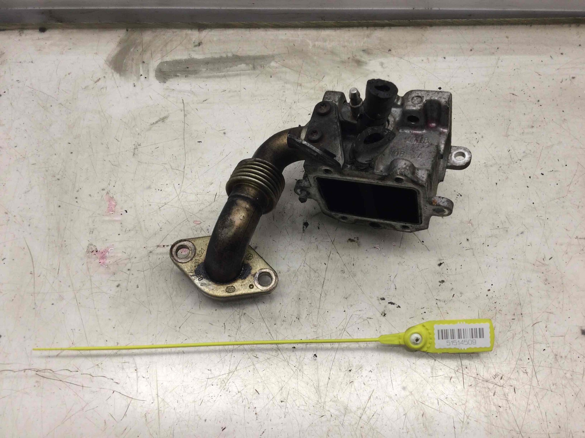 Б/У Клапан EGR Volkswagen Passat B6 (2005-2010) 2006 г.