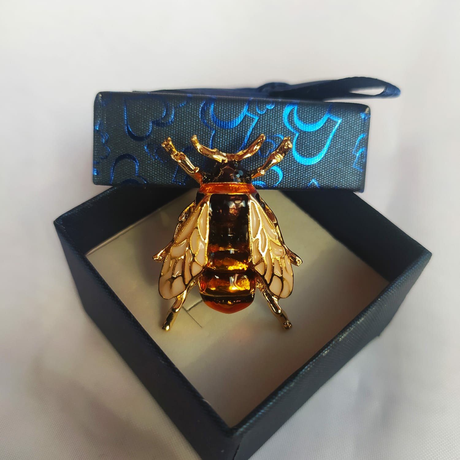 Брошь, эмаль