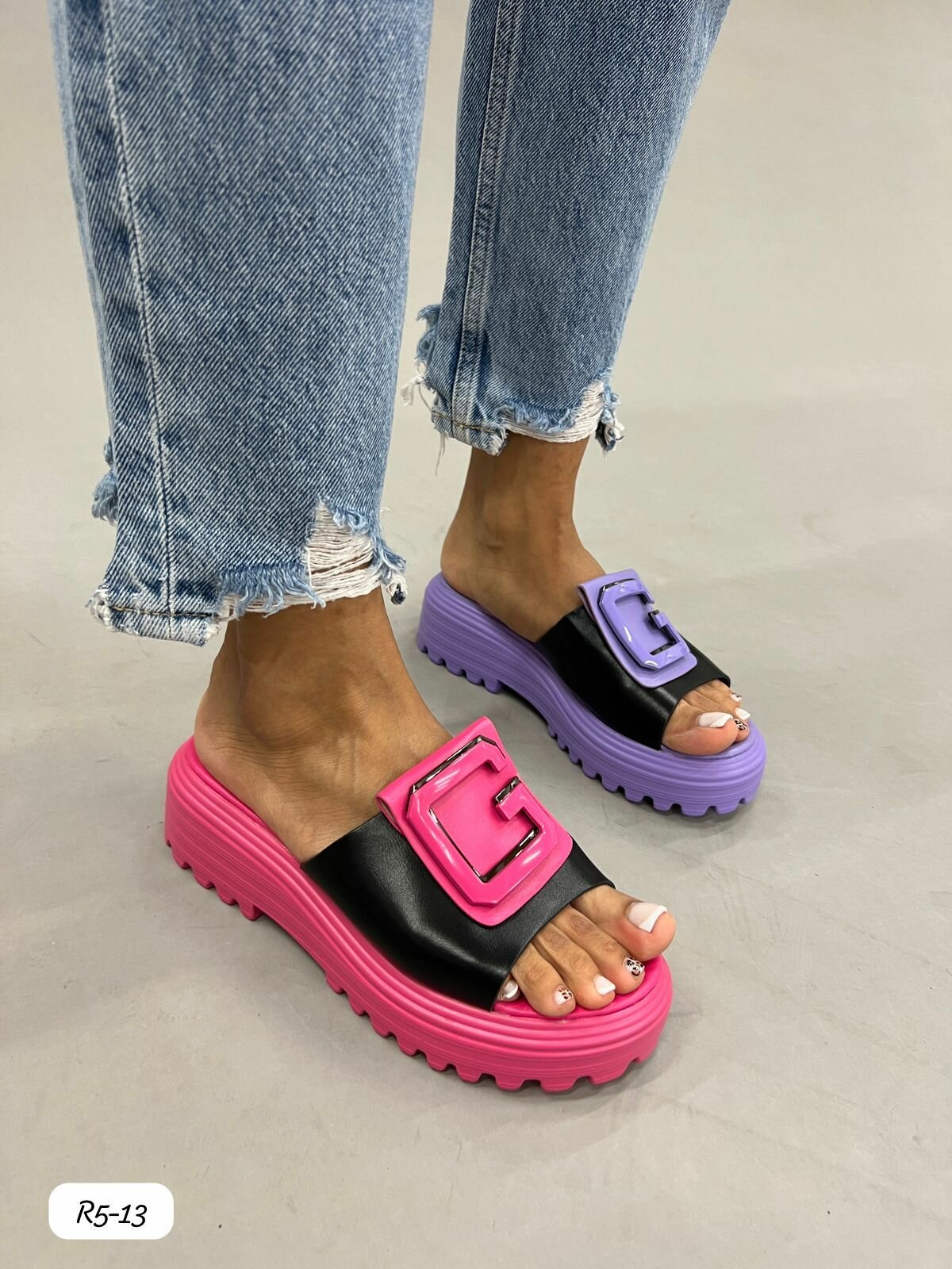 Шлёпанцы  Весна-лето 2025