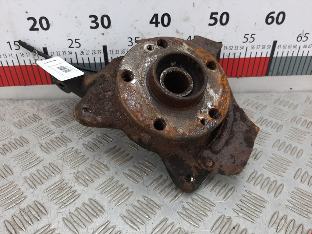 Ступица (кулак цапфа) передняя левая Renault Espace 3 8200264435 арт. 2154044