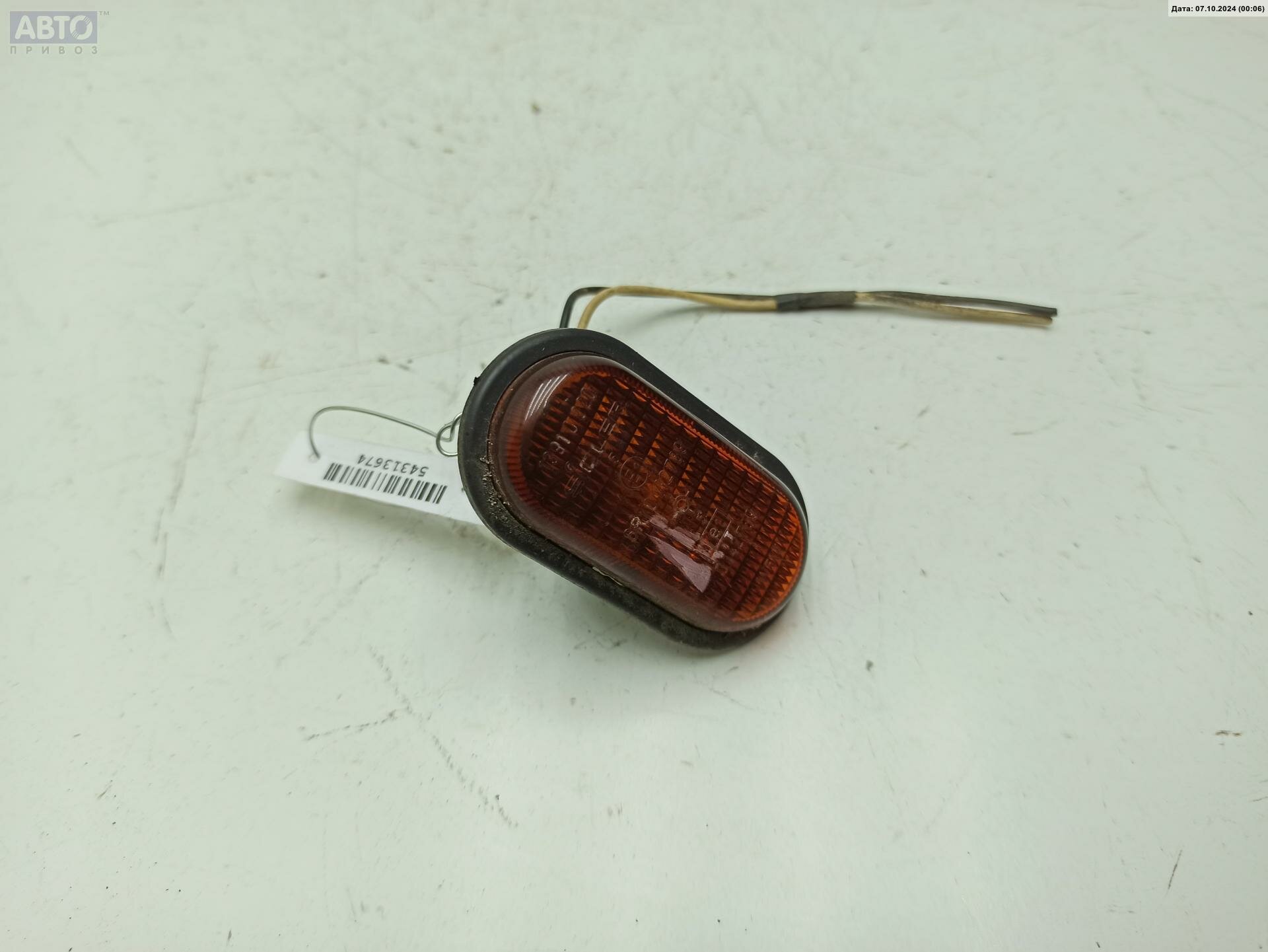 Повторитель поворота правый Renault Kangoo 1 (1998-2008)