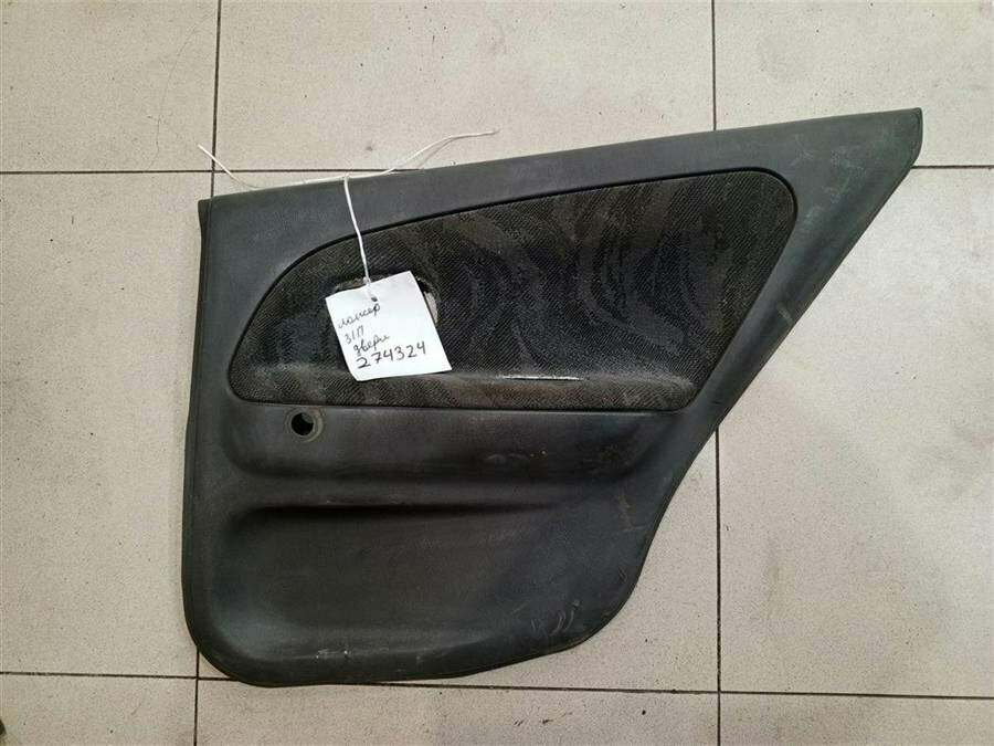 Обшивка двери задней правой от Mitsubishi Lancer CK 1996-2003